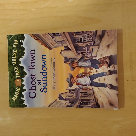 Mary Pope Osborne | Accents | Magic Tree House Ghost Town At Sundown By ...